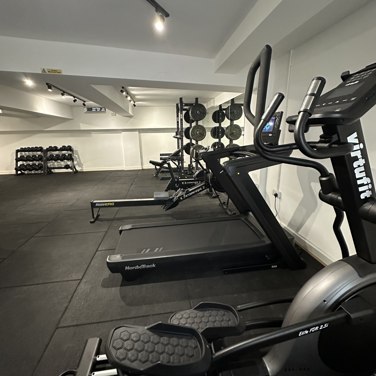 Metro Apartment Gym | UK Supreme Fitness